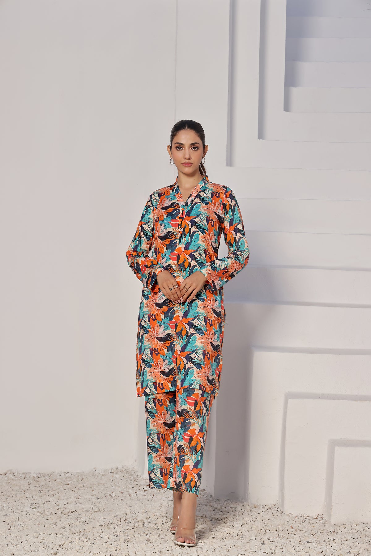 VALENCIA – Mosaic Pakistan | Official Online Store